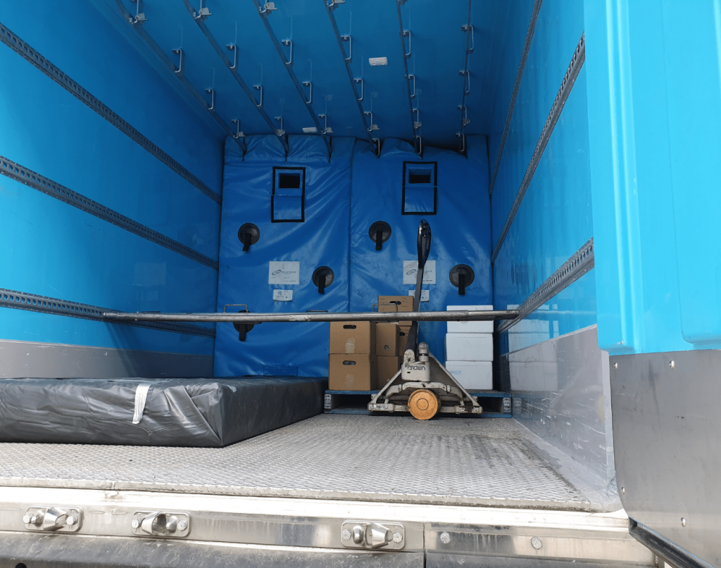 Insulated Bulkhead - 2 Piece - FLEXIMAKE Freight Solutions