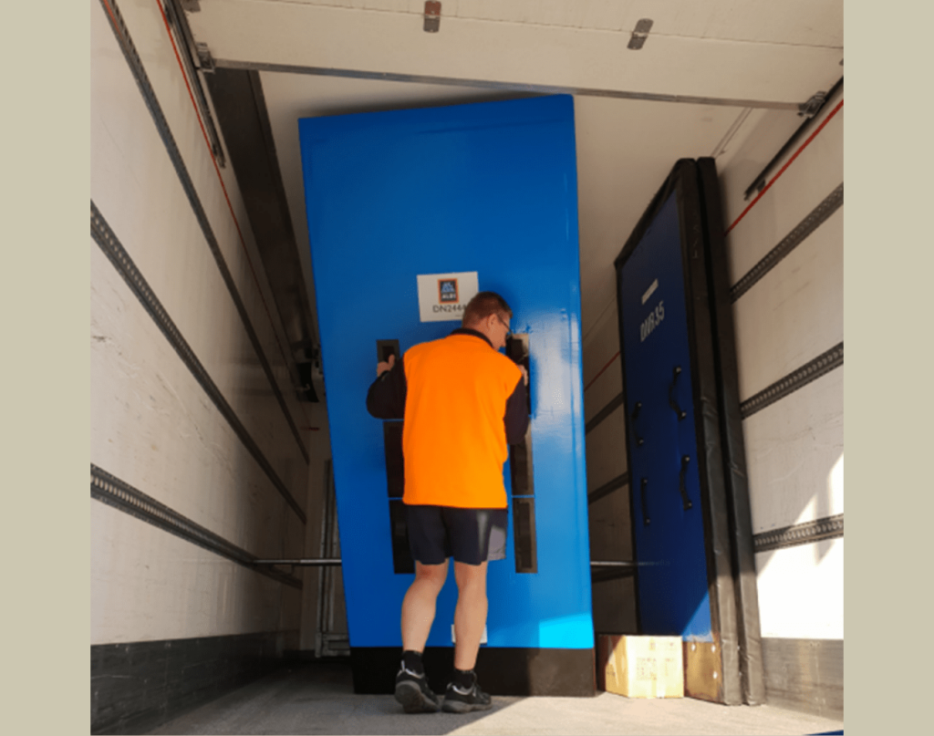 Insulated Bulkhead - 2 Piece - FLEXIMAKE Freight Solutions